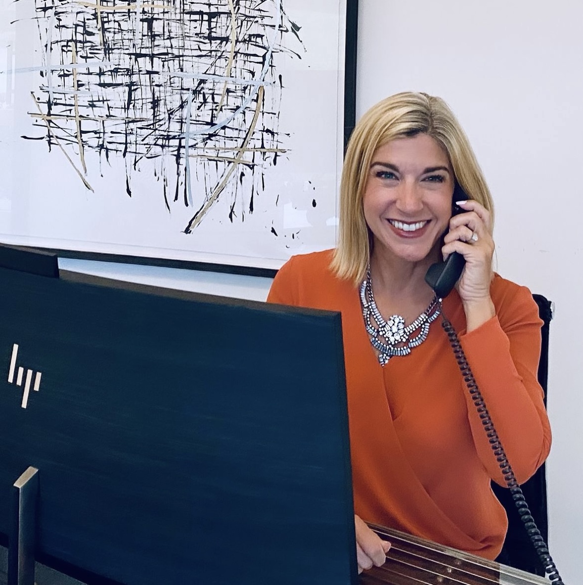 Contact – Tana Goertz